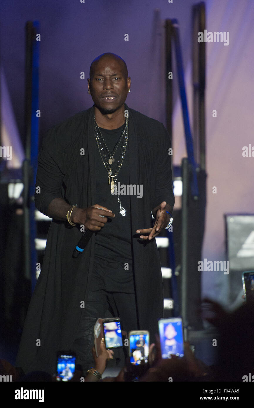 American actor producer model hi-res stock photography and images - Alamy