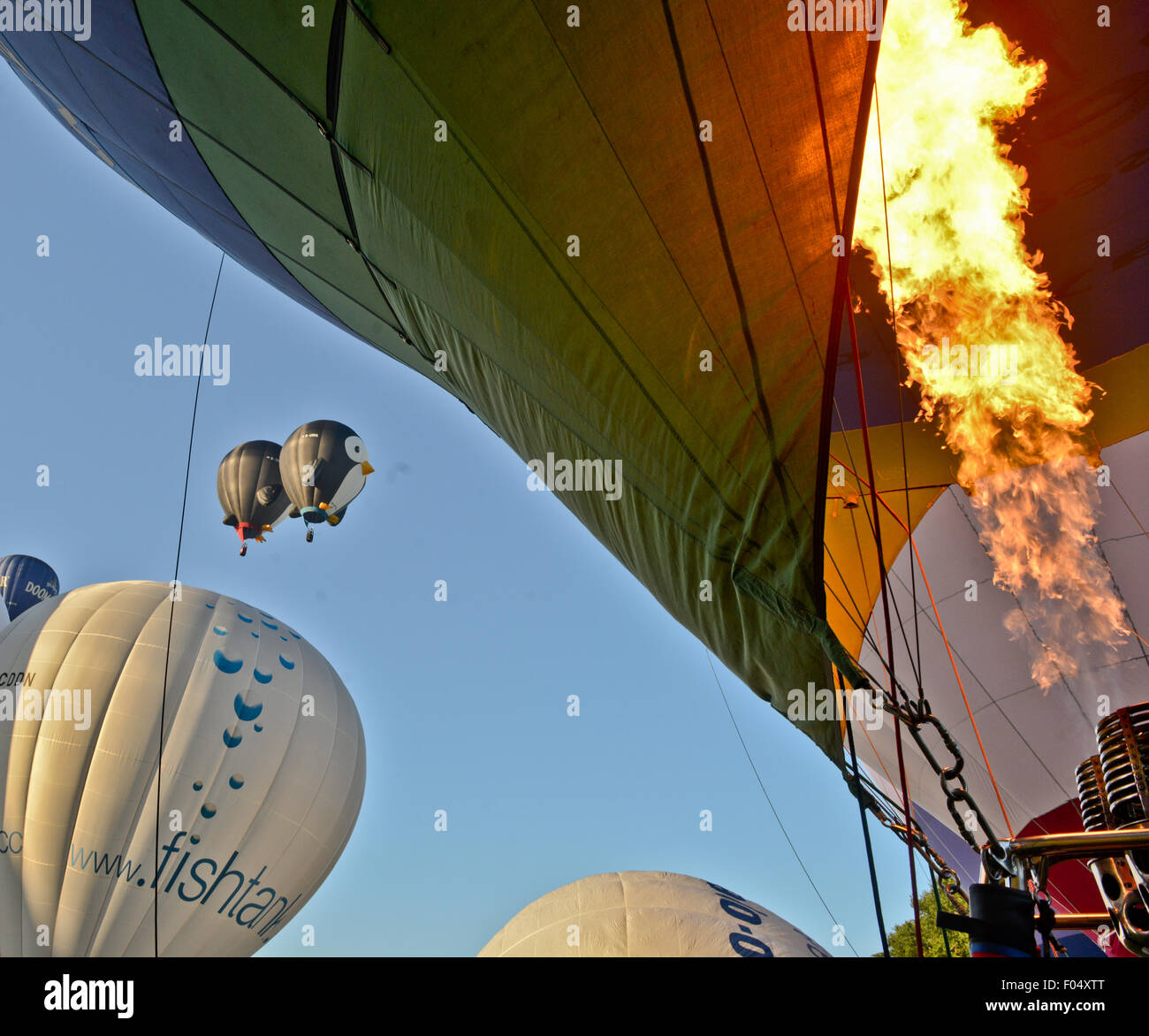 Hot air balloon pirate ship hi-res stock photography and images - Alamy