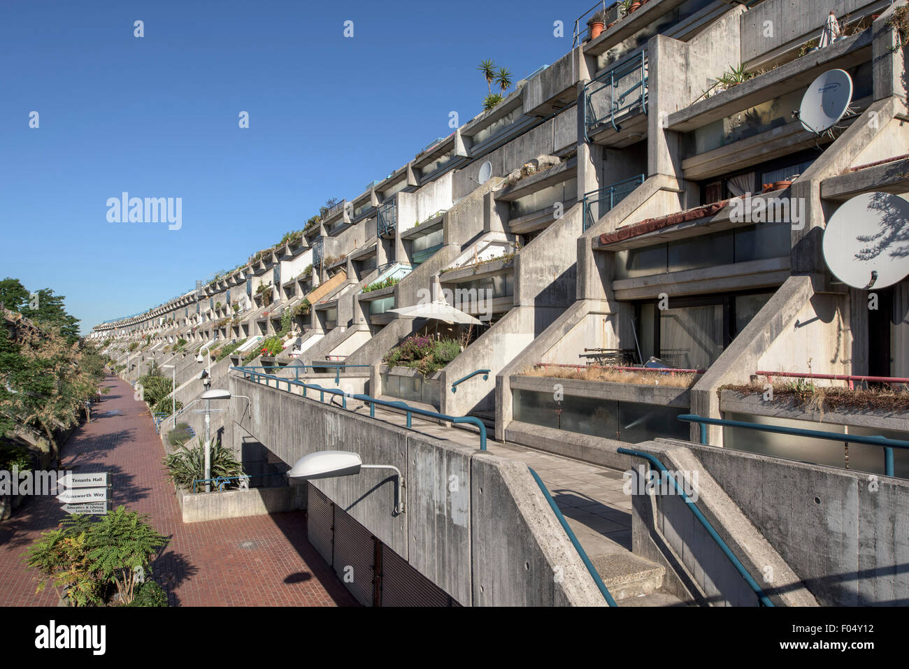 Alexandra road estate camden hi-res stock photography and images - Alamy