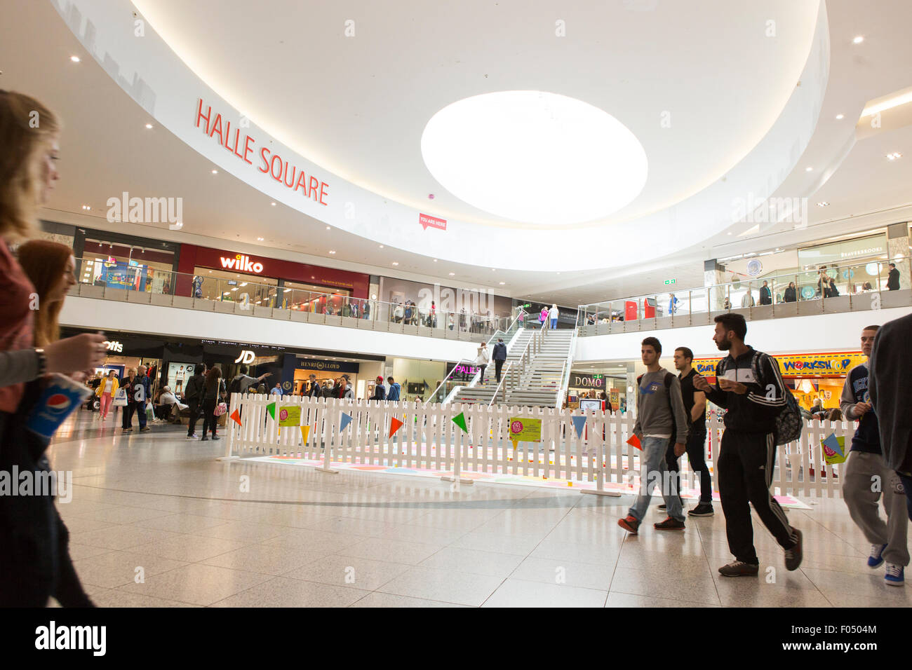 Interior picture of the Arndale Centre , Manchester Stock Photo - Alamy