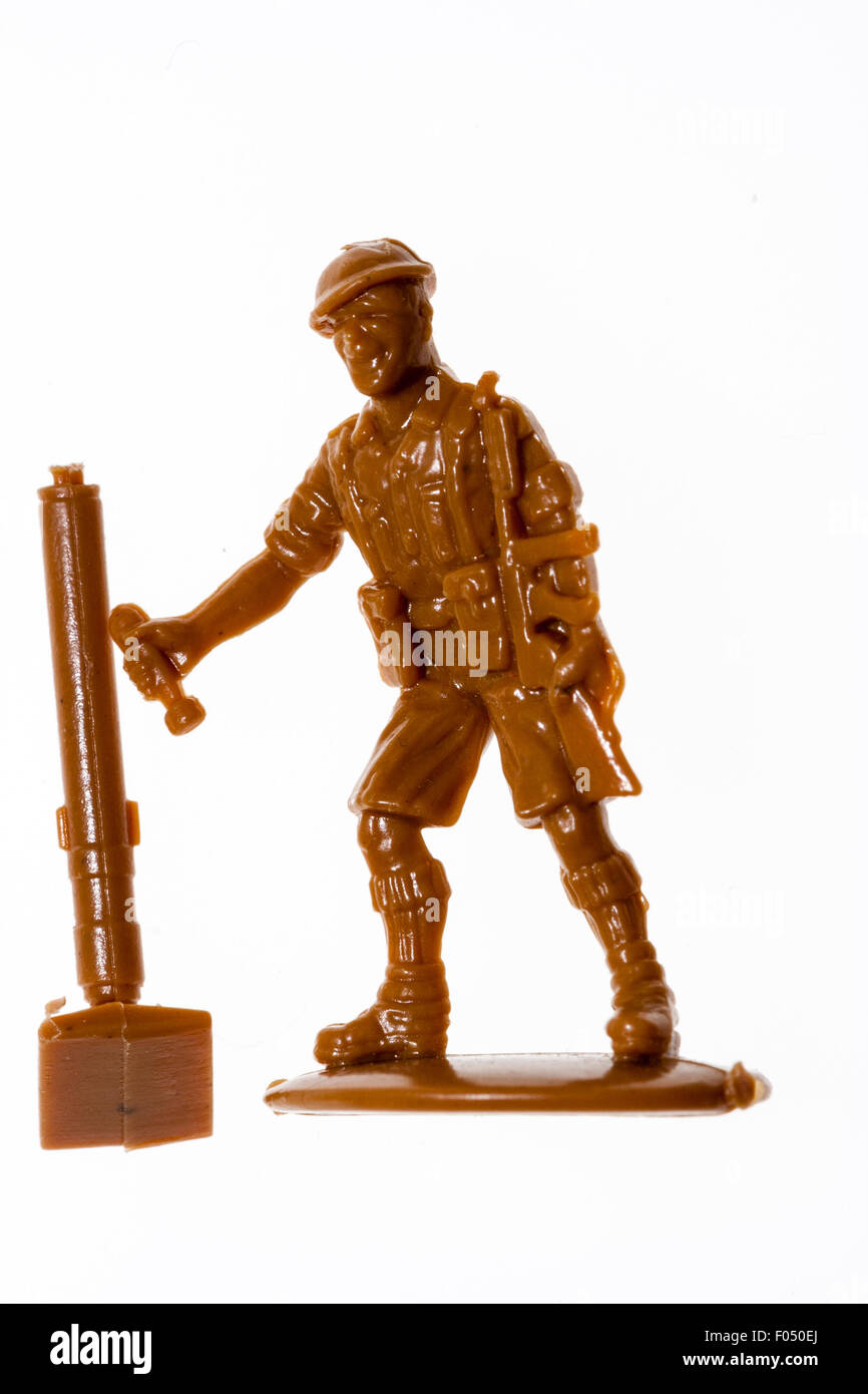 Matchbox HO/00 scale model toy figure. 8th Army world war two soldier ...