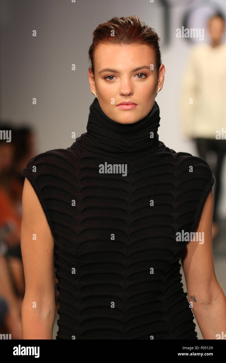 Australian black model hi-res stock photography and images - Alamy