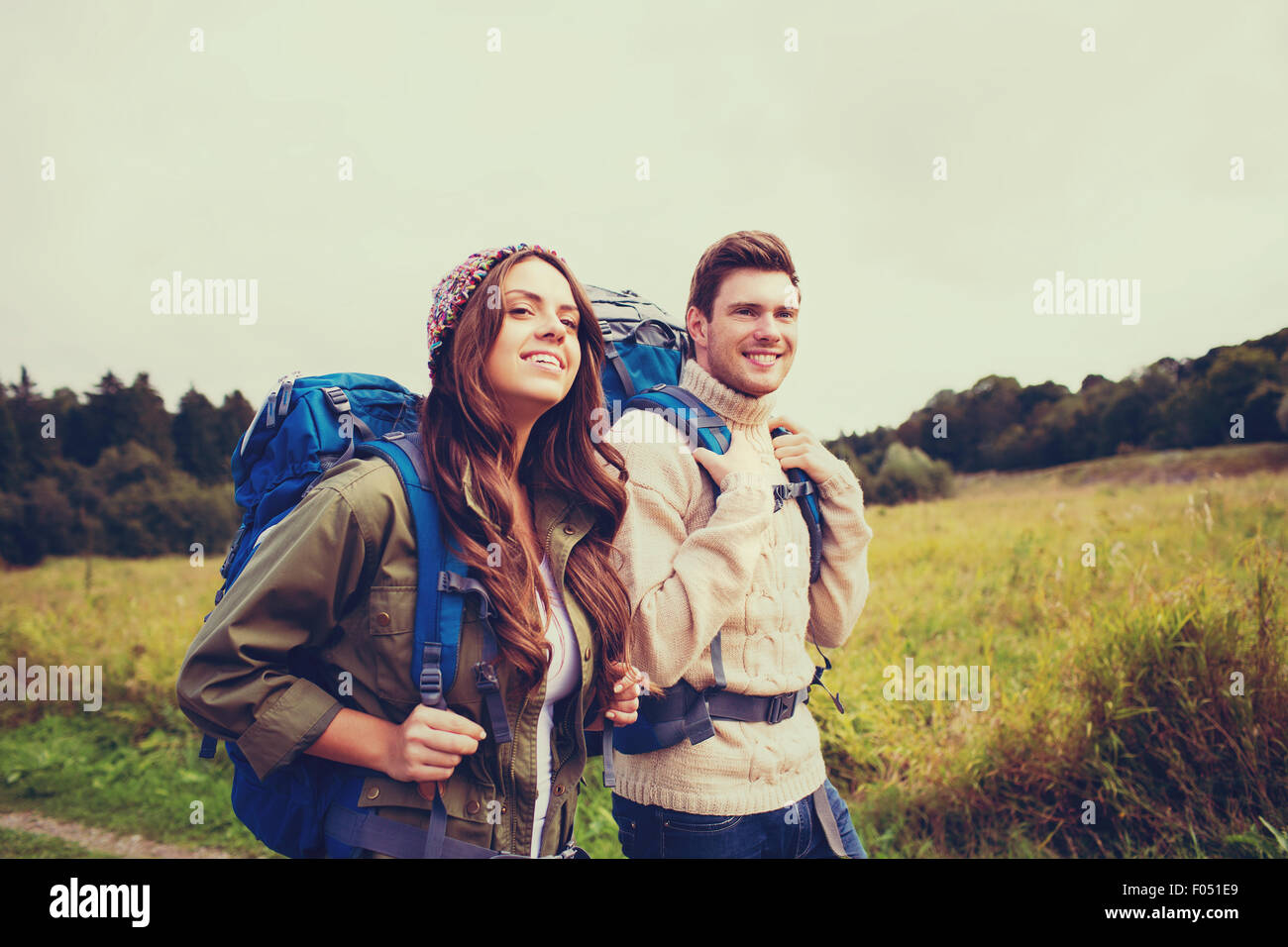 Young people traveling backpacks hi-res stock photography and images ...