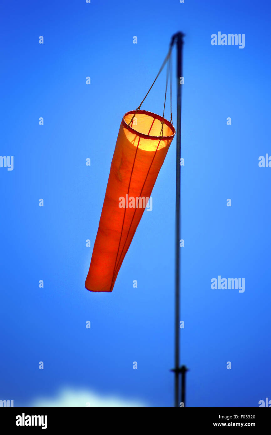 Meteorology wind speed gauge hi-res stock photography and images - Alamy