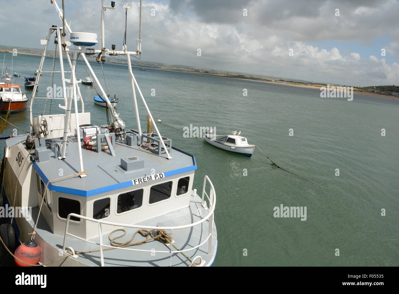 Fishing Boat on Appledore Quay, Taw Torridge Estaury, North Devon South ...