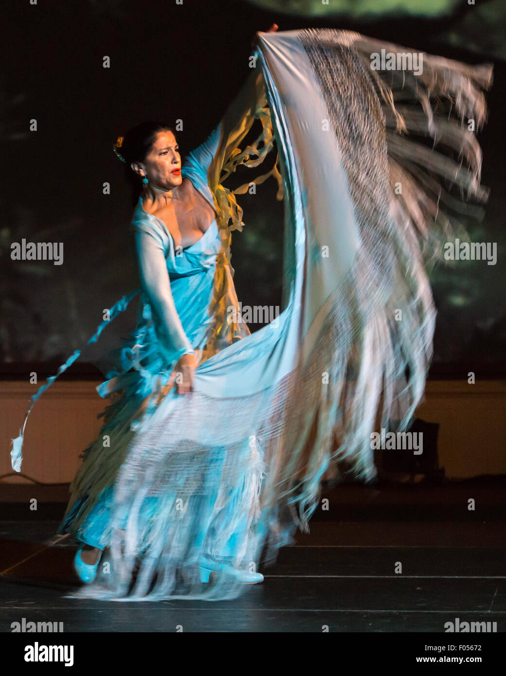 Central hall lo hi-res stock photography and images - Alamy