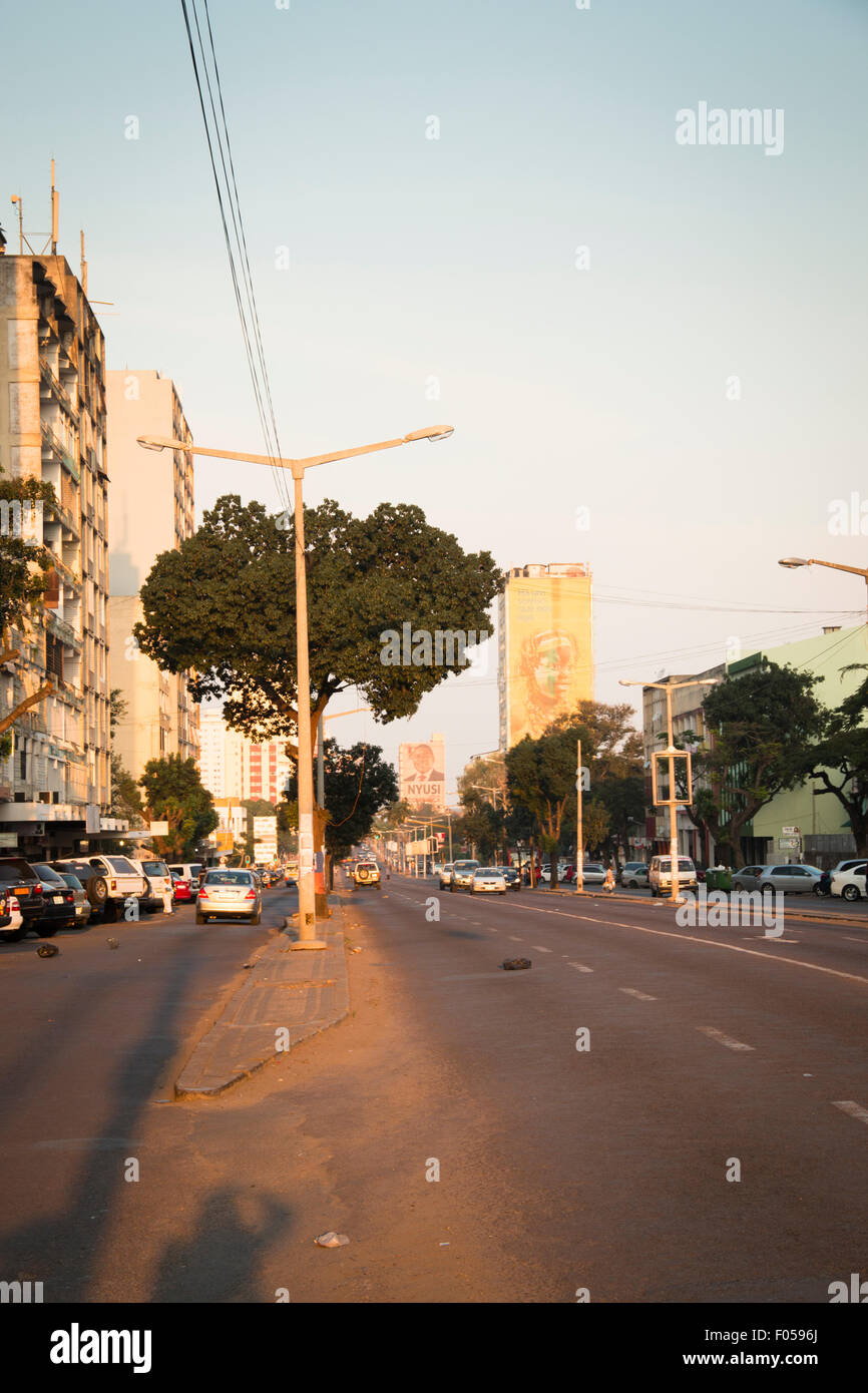 Street in the center of Maputo Stock Photo - Alamy