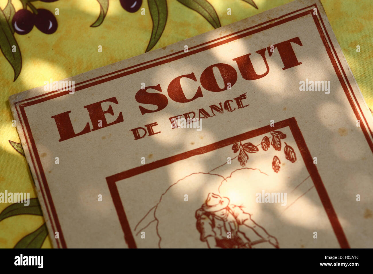 'le scout' ,French scout magazine from 1931 Stock Photo - Alamy