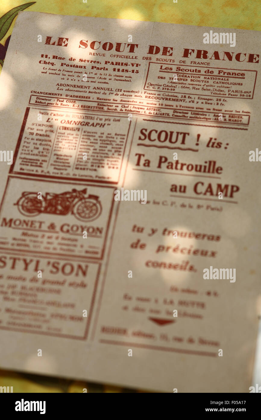 'le scout' ,French scout magazine from 1931 Stock Photo - Alamy