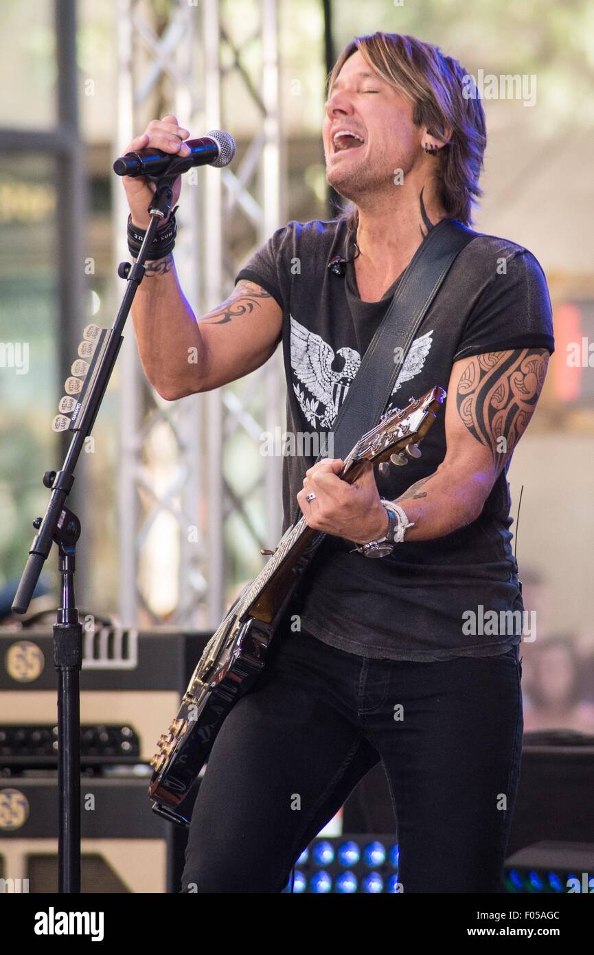 New York, NY, USA. 7th Aug, 2015. Keith Urban on stage for NBC Today ...