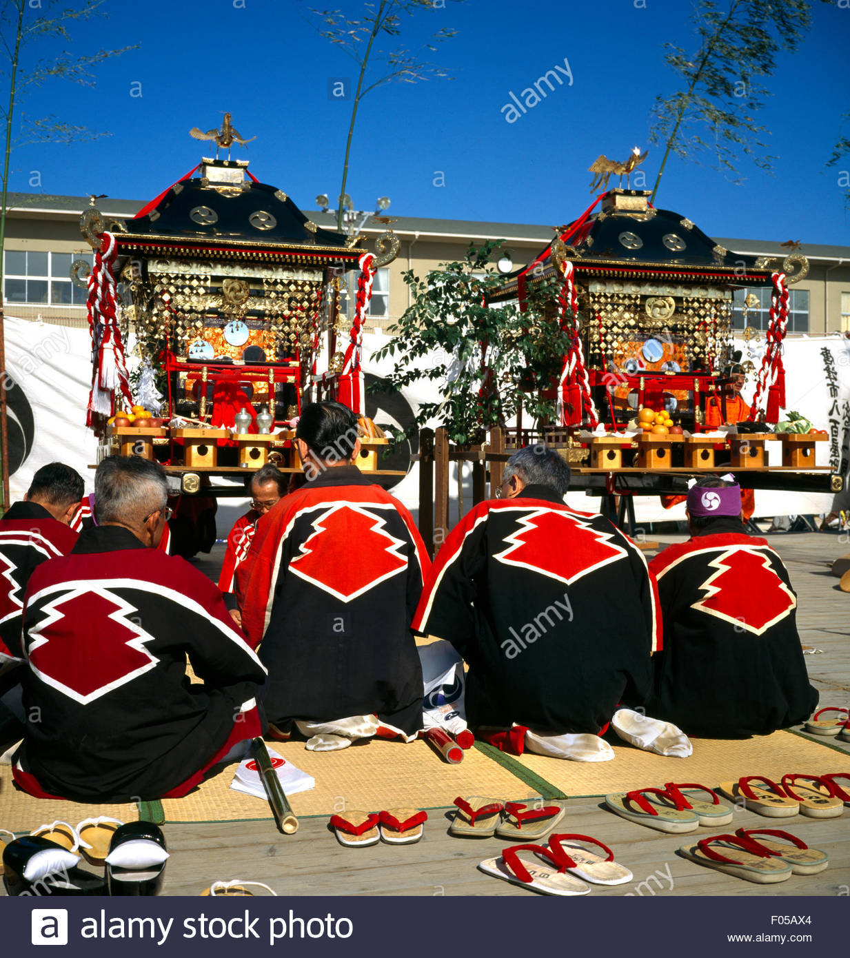 Ceremonial Robes Stock Photos & Ceremonial Robes Stock Images - Alamy