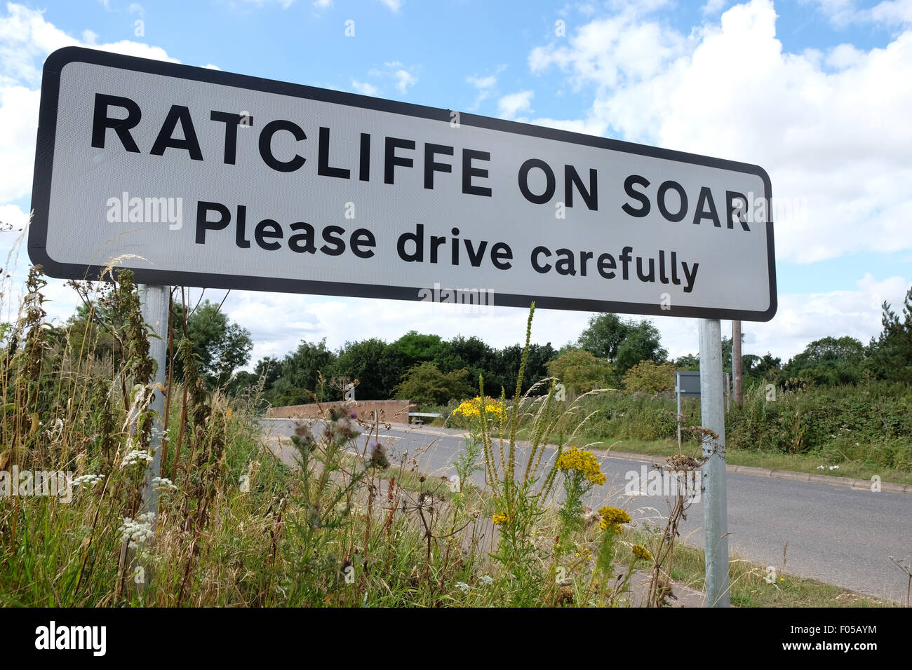 "ratcliffe on soar" village sign Stock Photo - Alamy