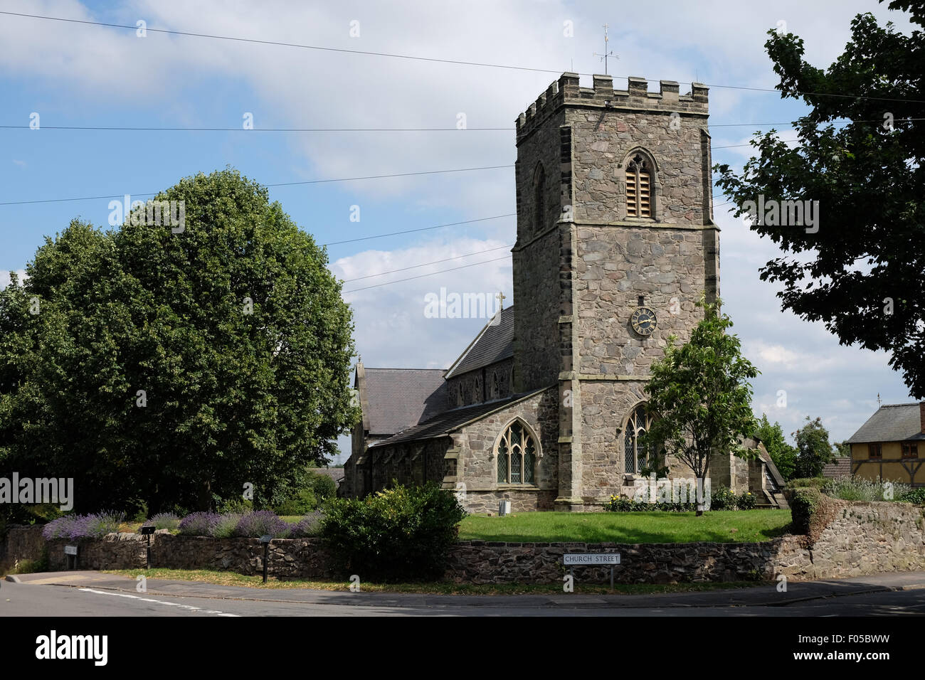hathern church of st peter & st paul Stock Photo - Alamy
