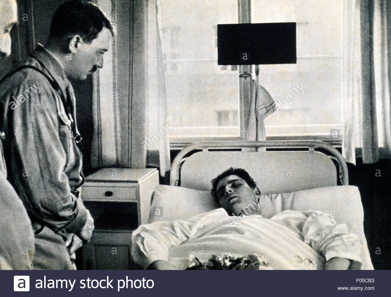 Injured Soldier Stock Photos & Injured Soldier Stock Images - Alamy