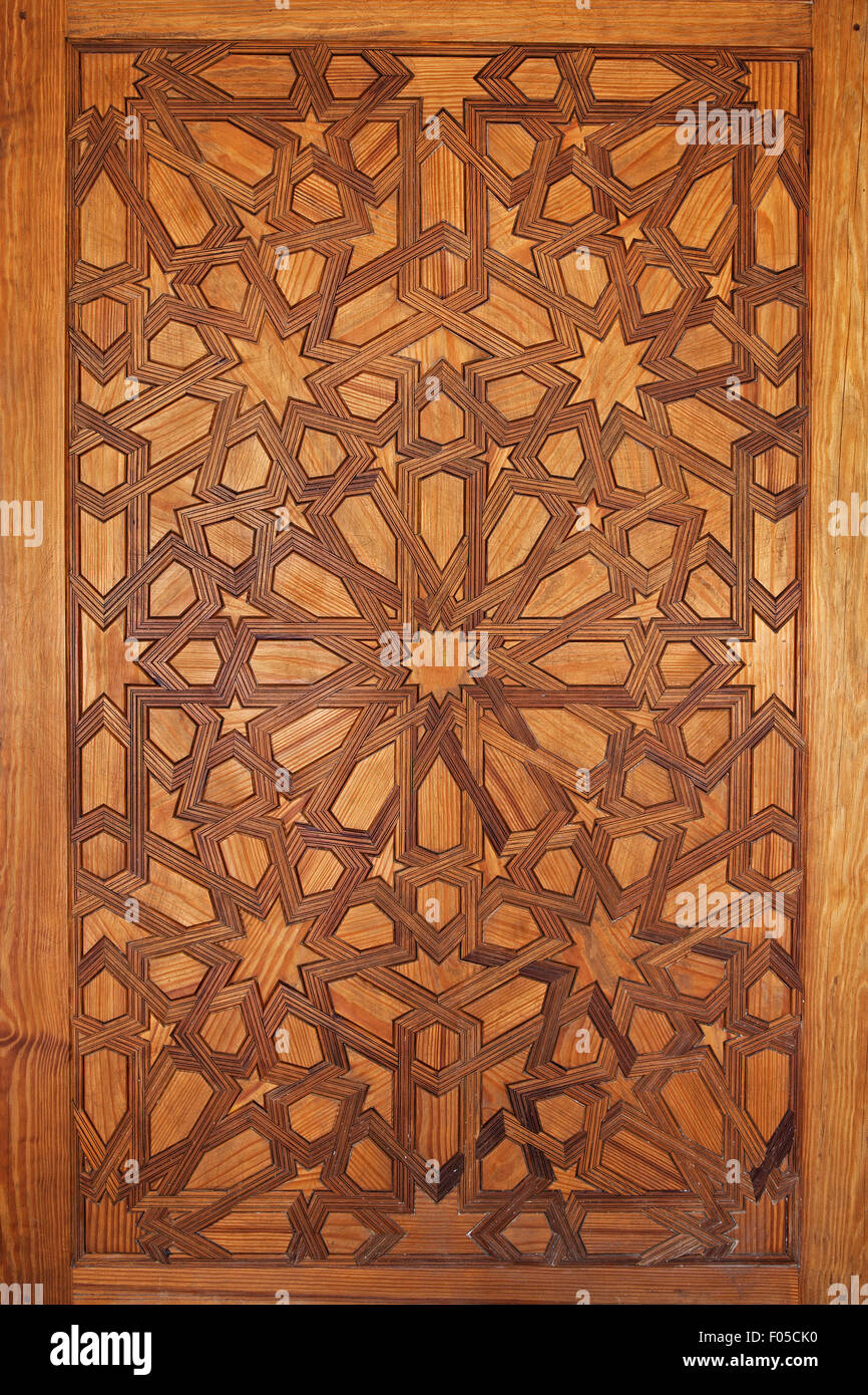 Intricate wood carving hi-res stock photography and images - Alamy