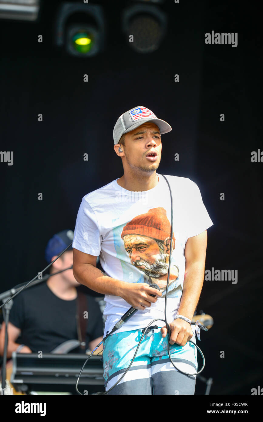 Live set hi-res stock photography and images - Alamy