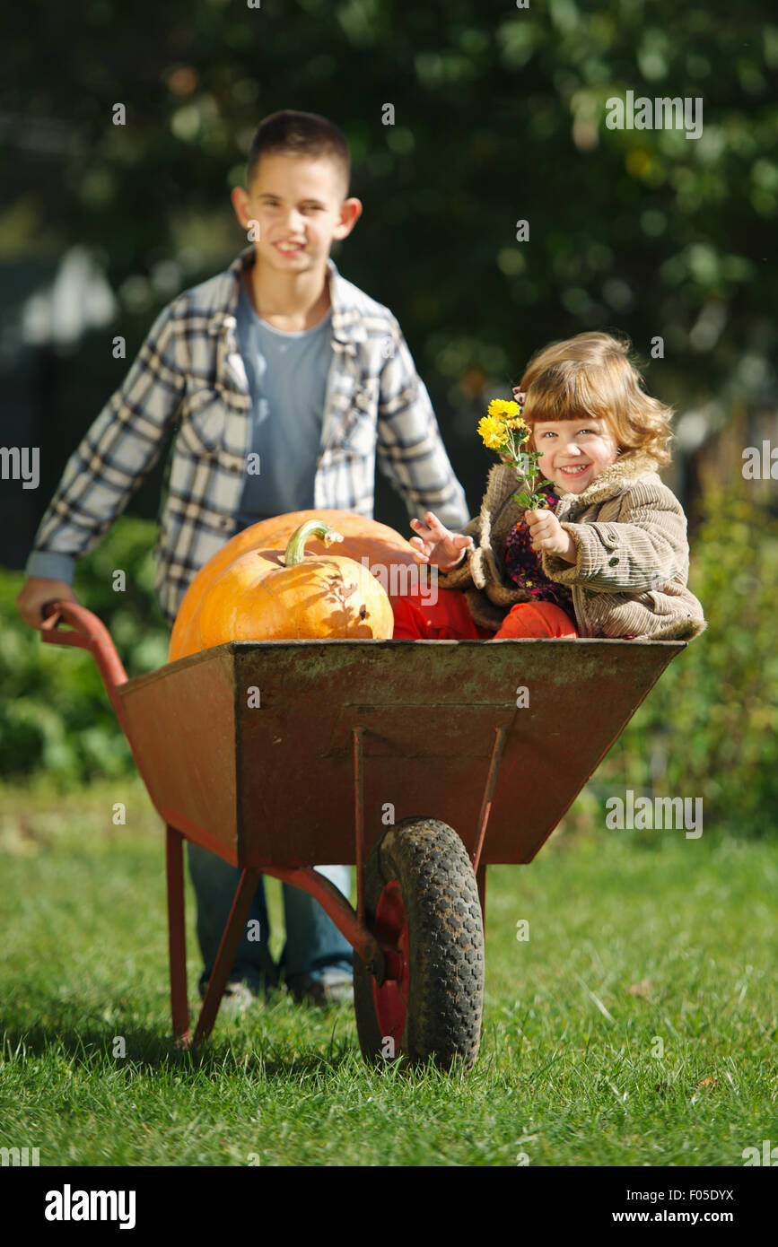 Pulling pumpkin in wagon hi-res stock photography and images - Alamy