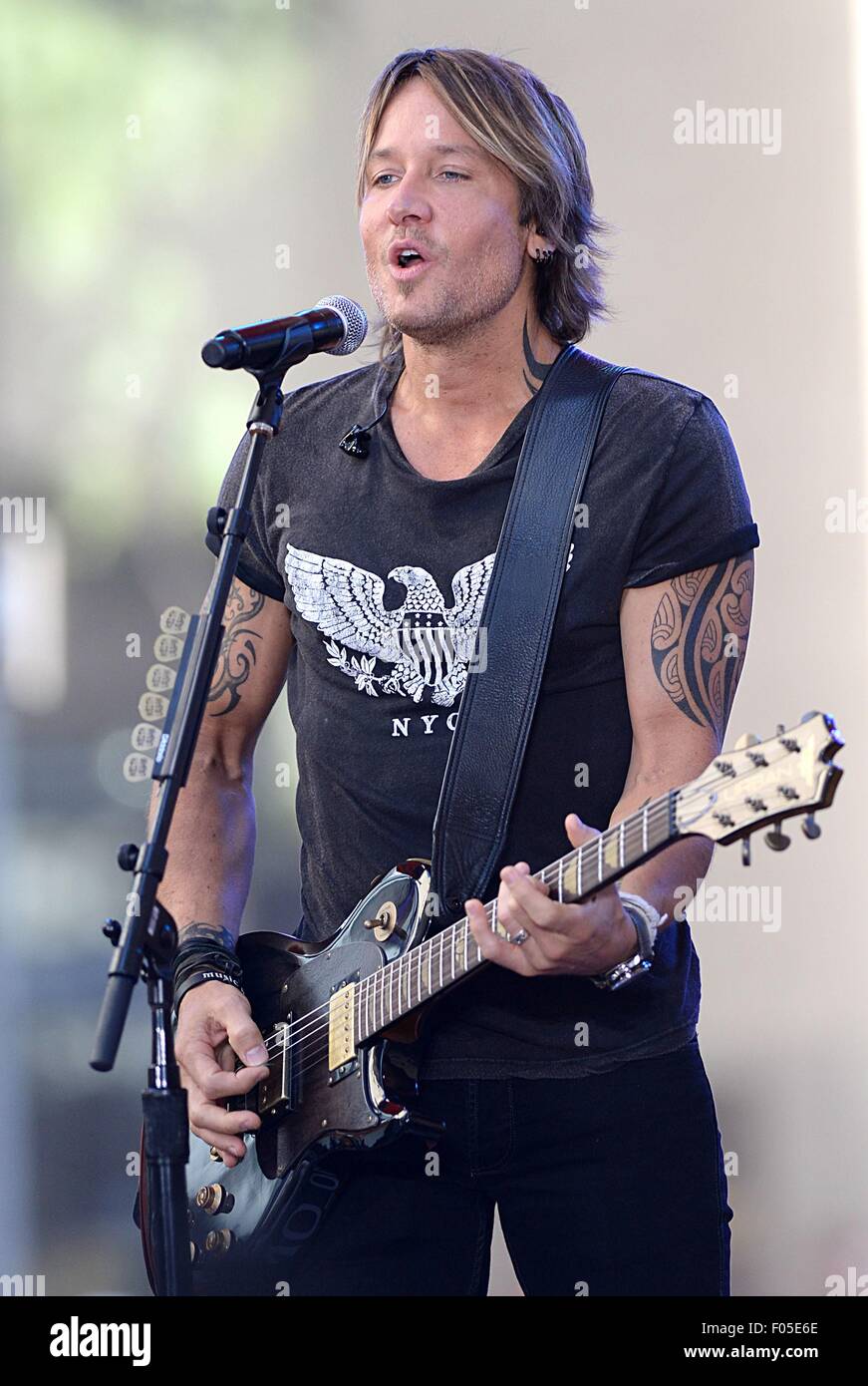 New York, NY, USA. 7th Aug, 2015. Keith Urban on stage for NBC Today ...