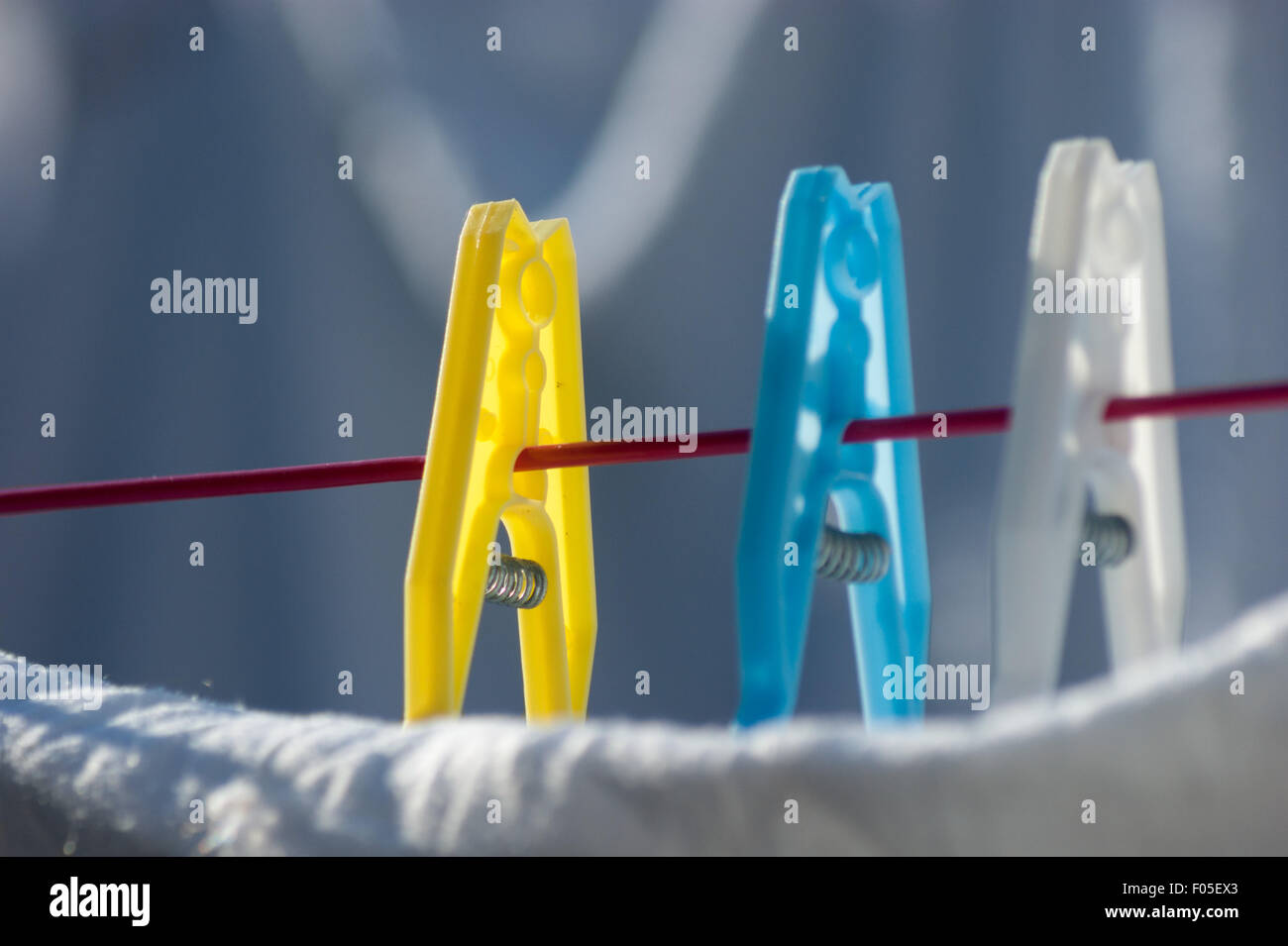 Hanging cloth wet hi-res stock photography and images - Alamy