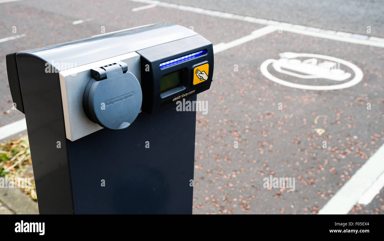 Electrical Vehicle charging point Stock Photo - Alamy