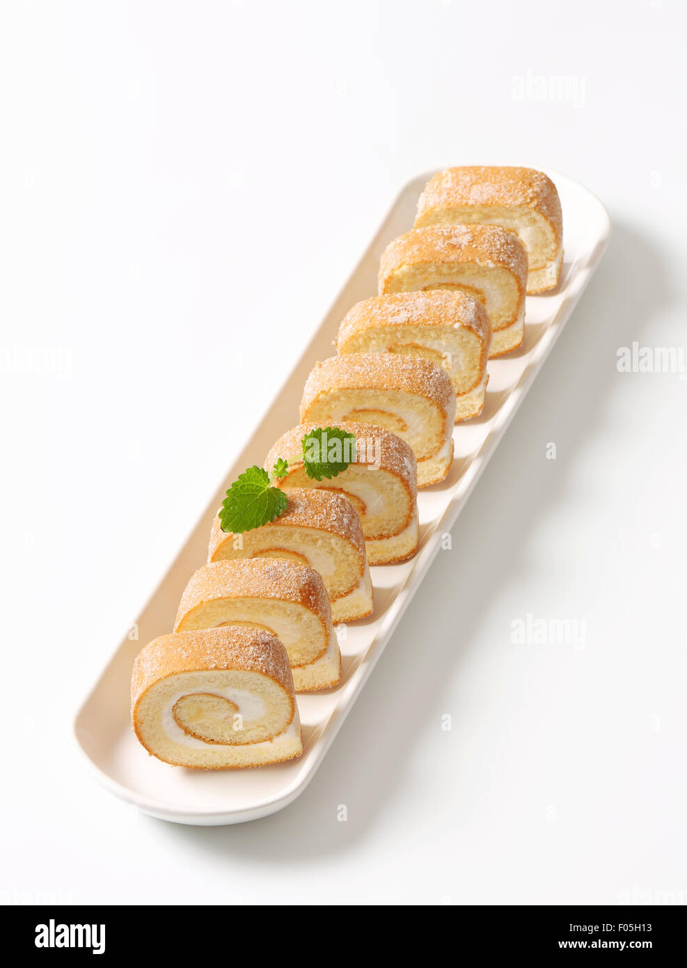 Sponge cake roll hi-res stock photography and images - Alamy