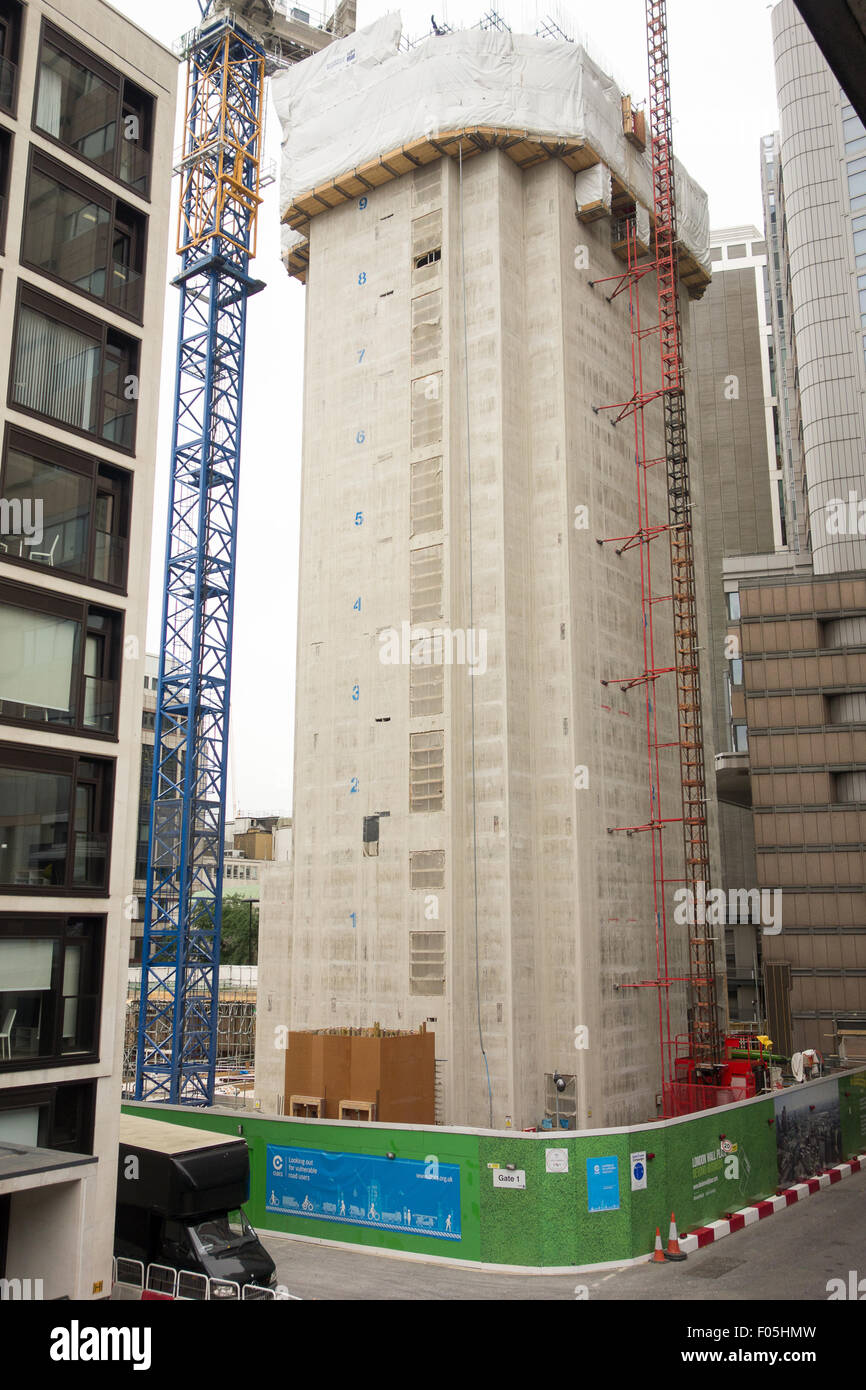 The construction of a new commercial building at Moorgate called London ...