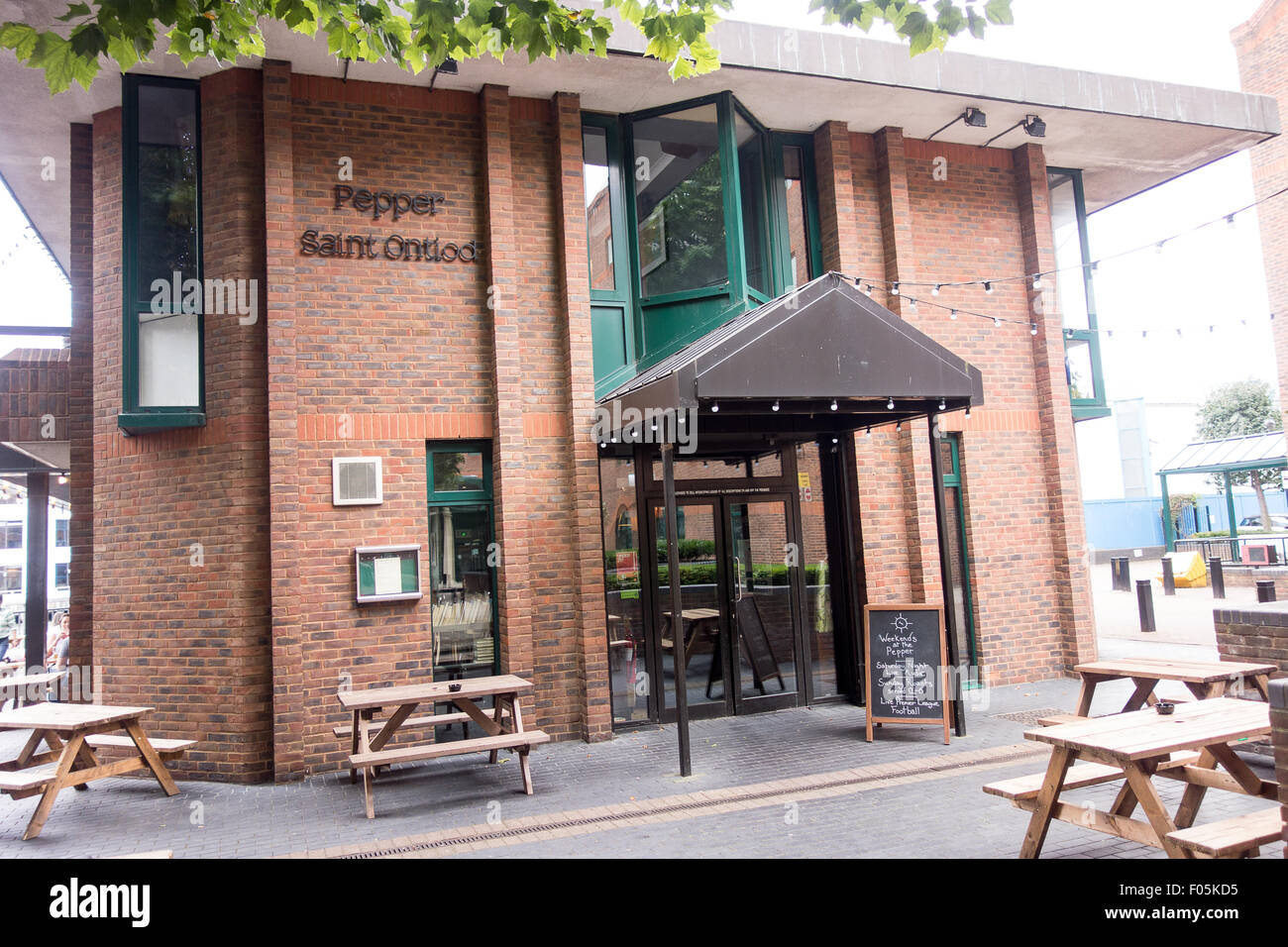 An English pub restaurant called Pepper Saint Ontiod based at Millwall ...