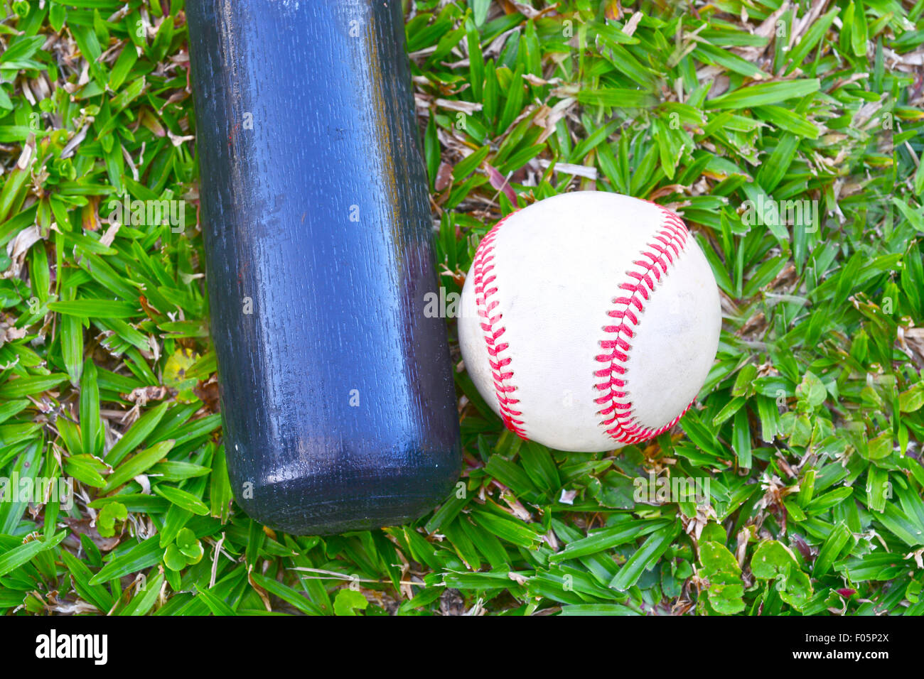 Baseball bat wood hi-res stock photography and images - Alamy