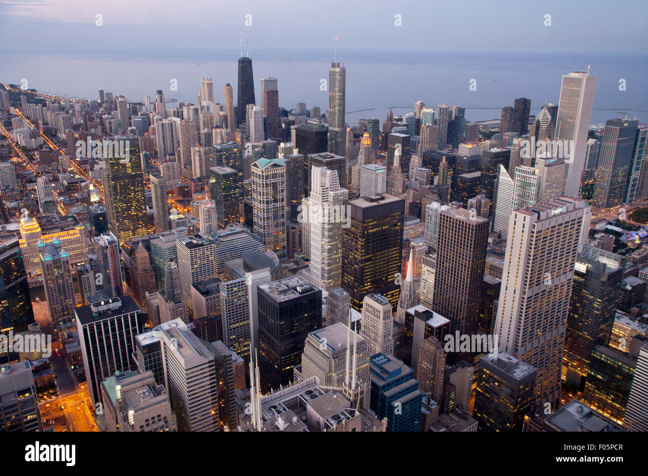 DOWNTOWN LOOP SKYLINE CHICAGO ILLINOIS USA Stock Photo - Alamy