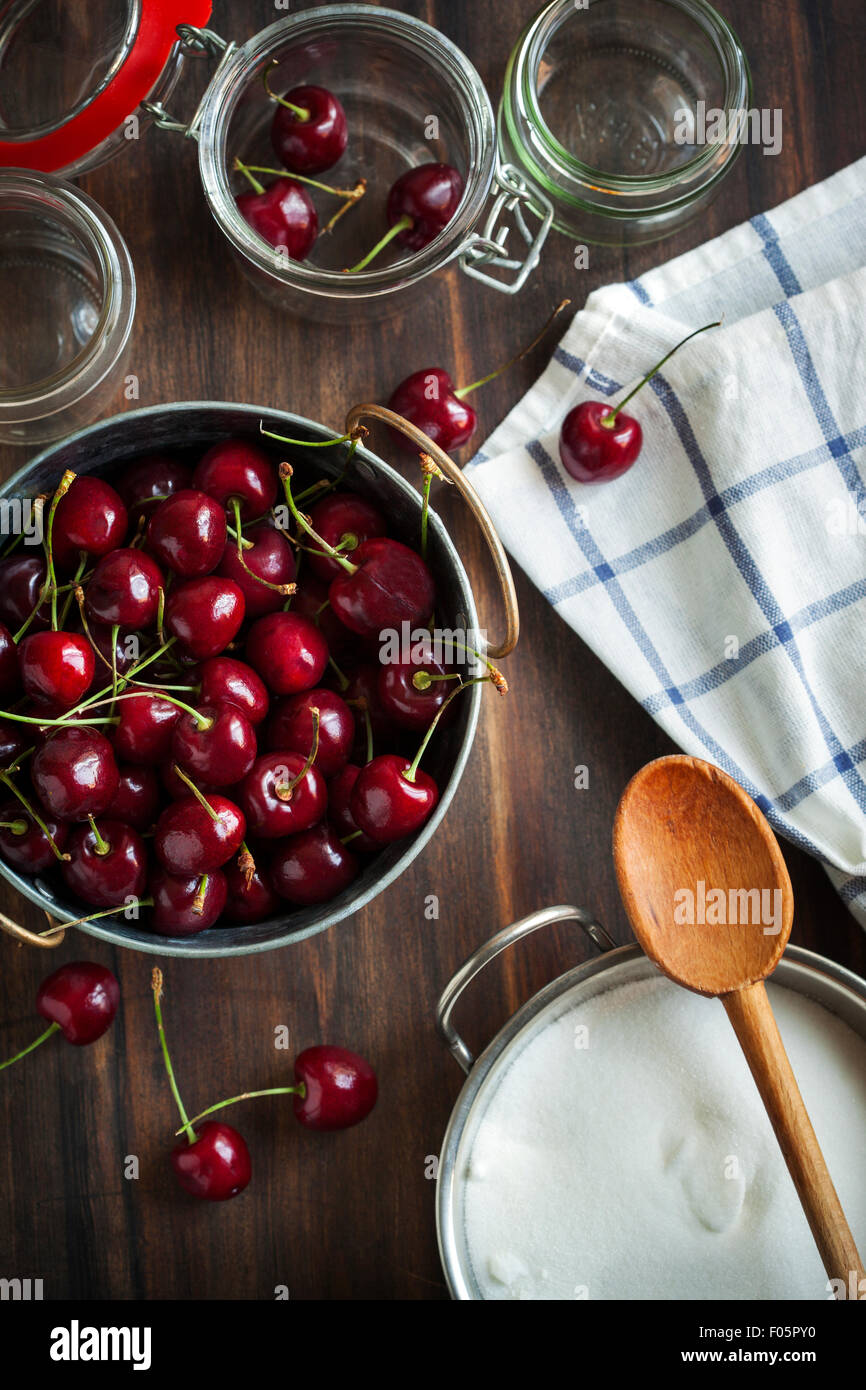 Ingredients for sweet cherry jam Stock Photo - Alamy