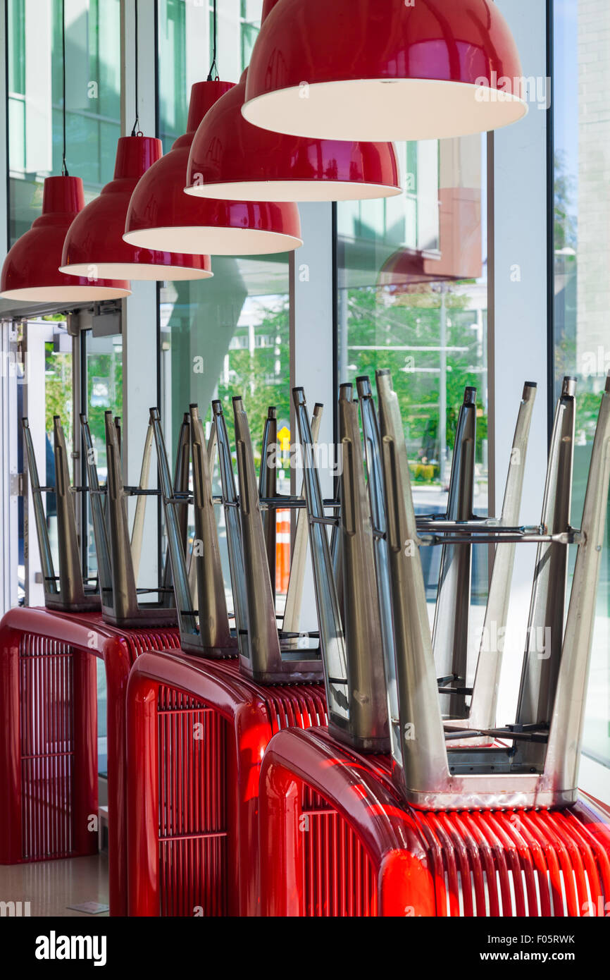 Curved Counter High Resolution Stock Photography and Images - Alamy