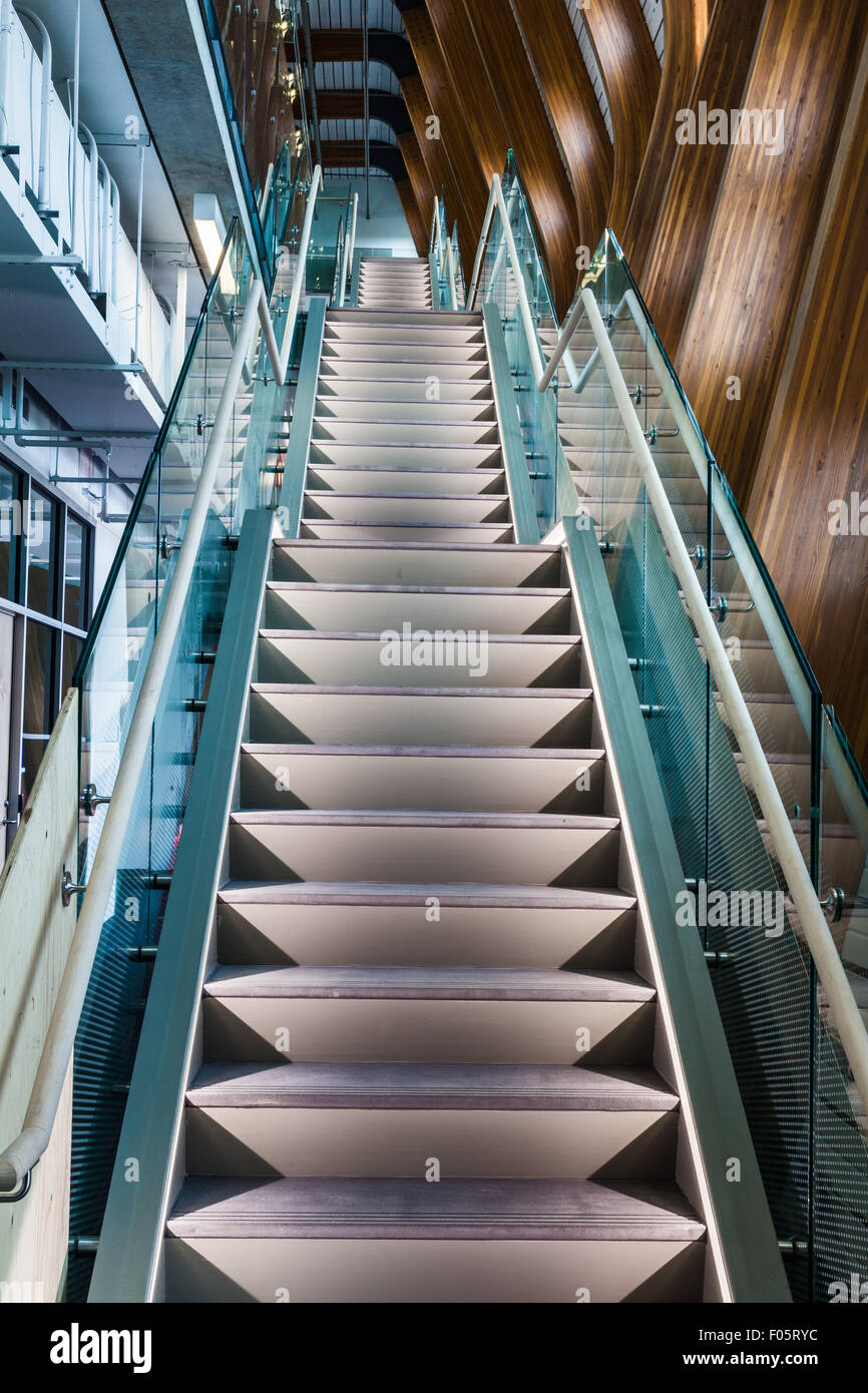 Multi level stairs hi-res stock photography and images - Alamy