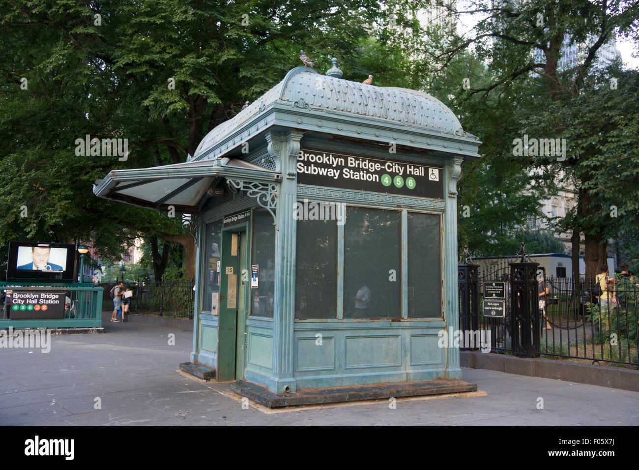 The IRT Lexington subway line near City Hall has a head house that ...