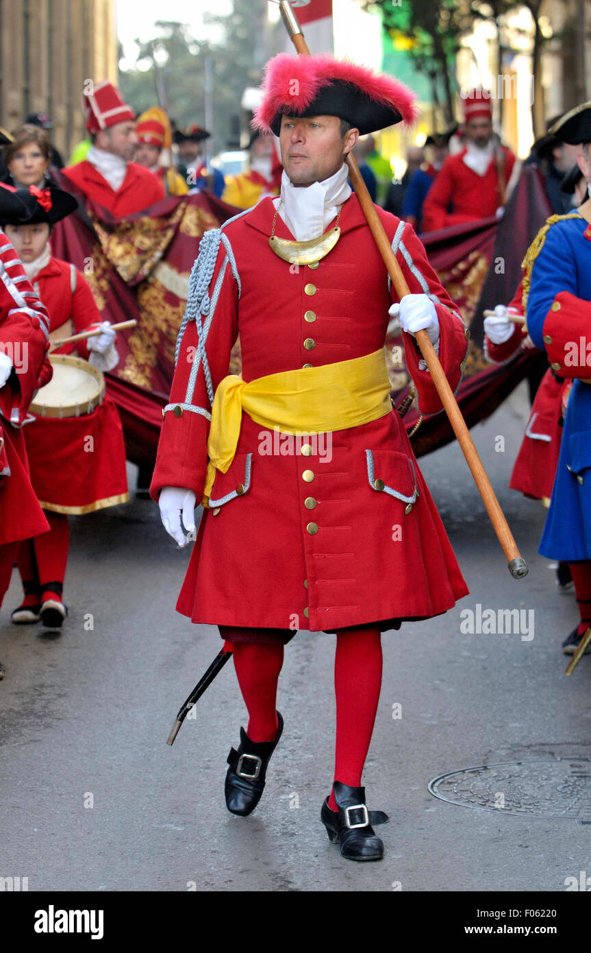 Performance of La Coronela, medieval citizen militia 1705-1714. Gothic ...
