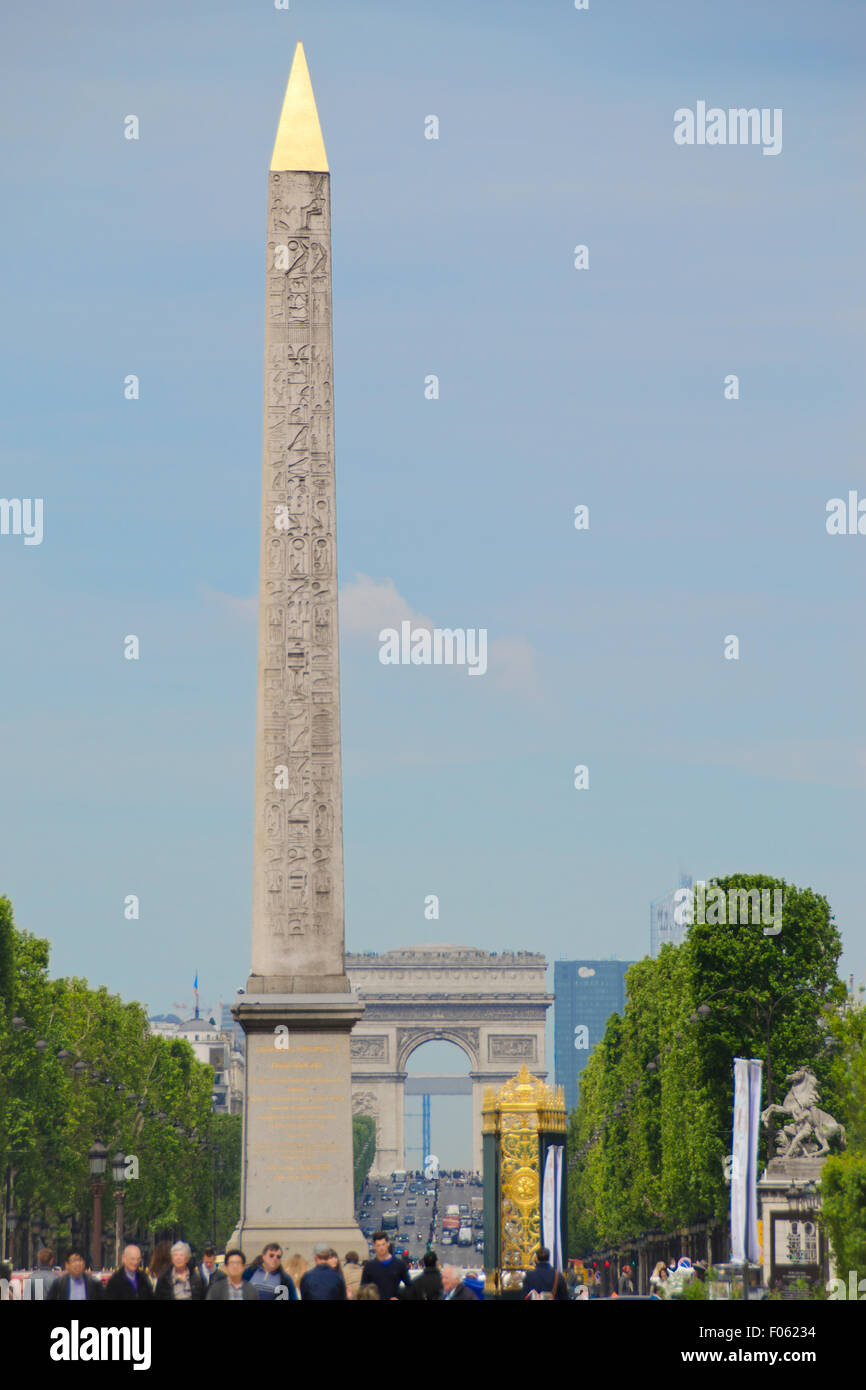 The Obelisk of Luxor in Place de la Concorde with Arc de Triomphe in ...