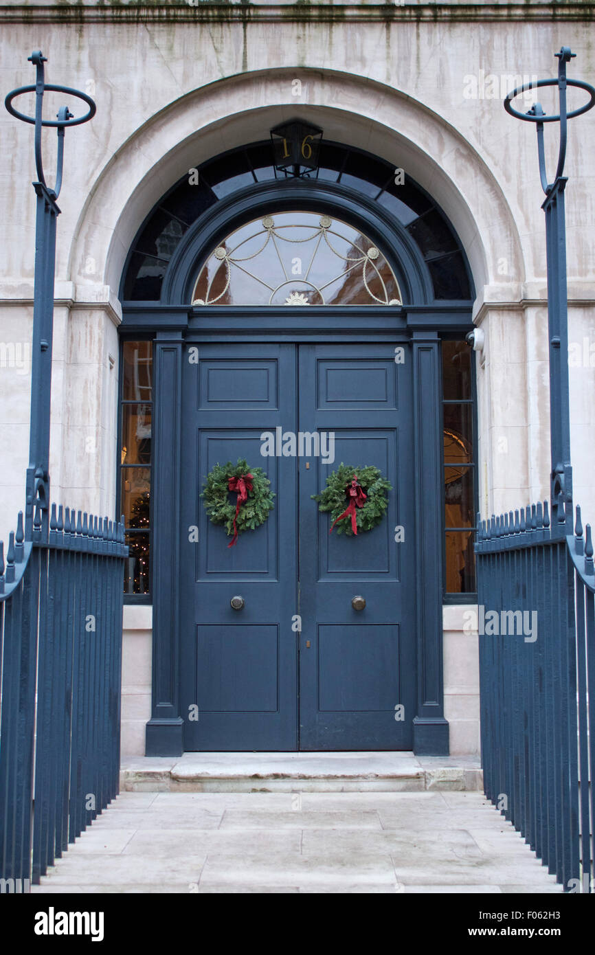 Entrance doorway big blue hi-res stock photography and images - Alamy