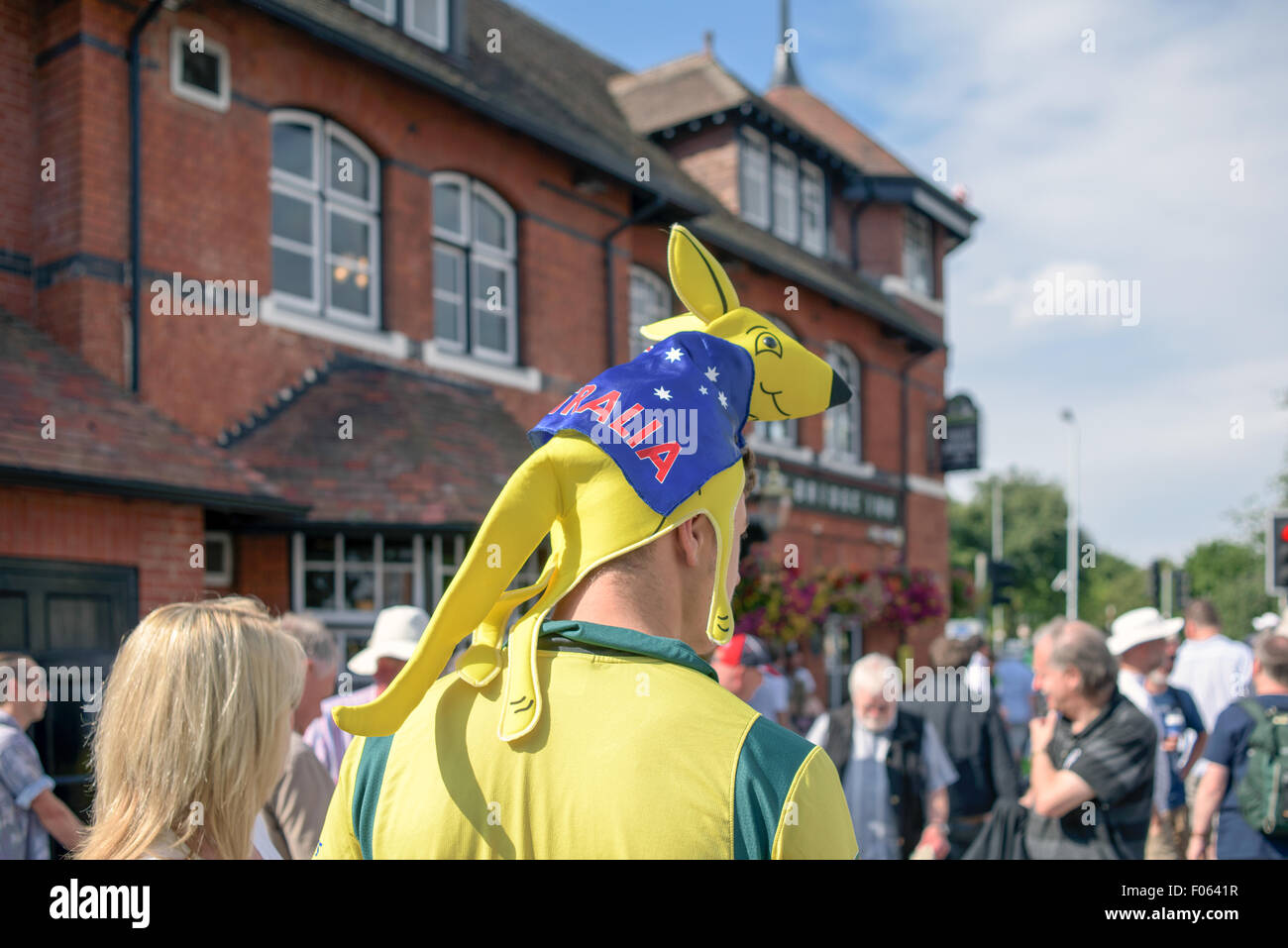 Australian cricket fans hi-res stock photography and images - Alamy