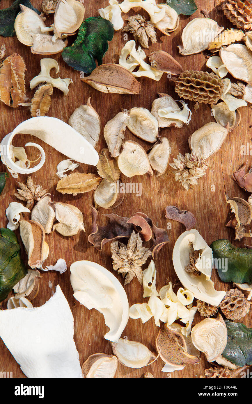 Potpourri,Dry flowers background texture Stock Photo - Alamy