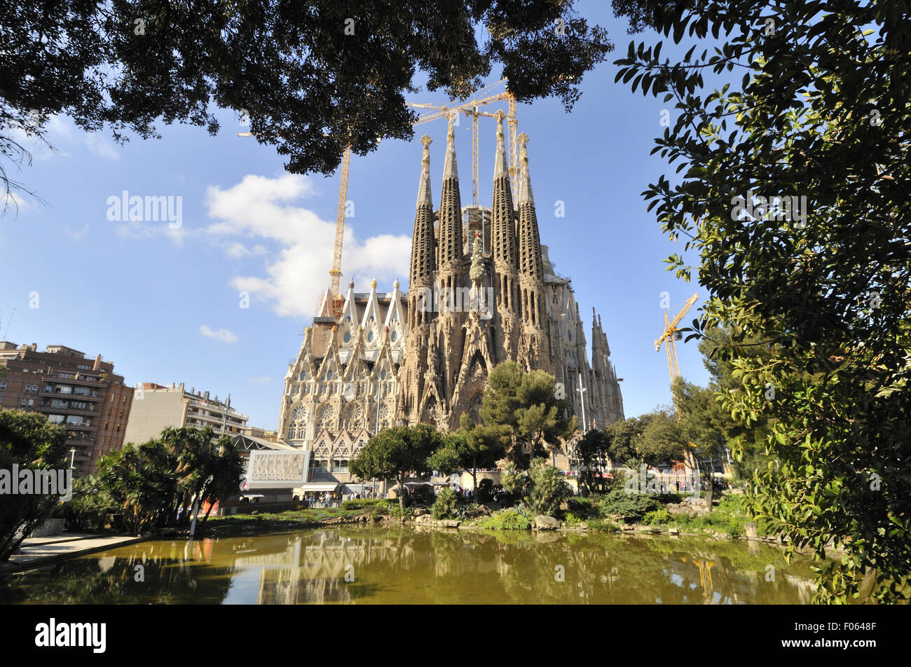 Sagrada Familia Temple under construction . Antoni Gaudi, Barcelona ...