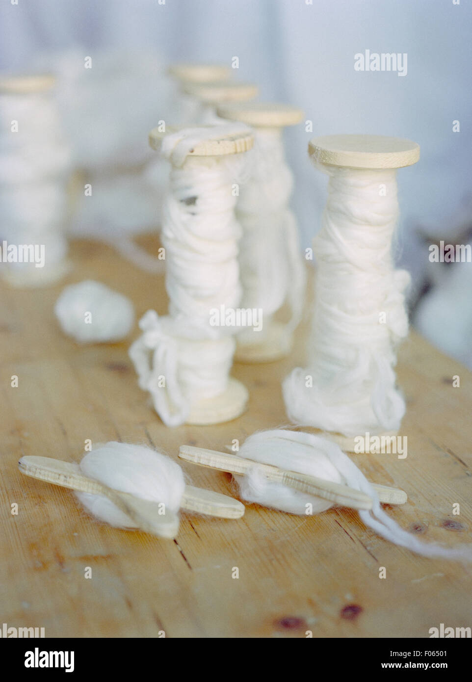 Spools Of Wool Stock Photos & Spools Of Wool Stock Images - Alamy