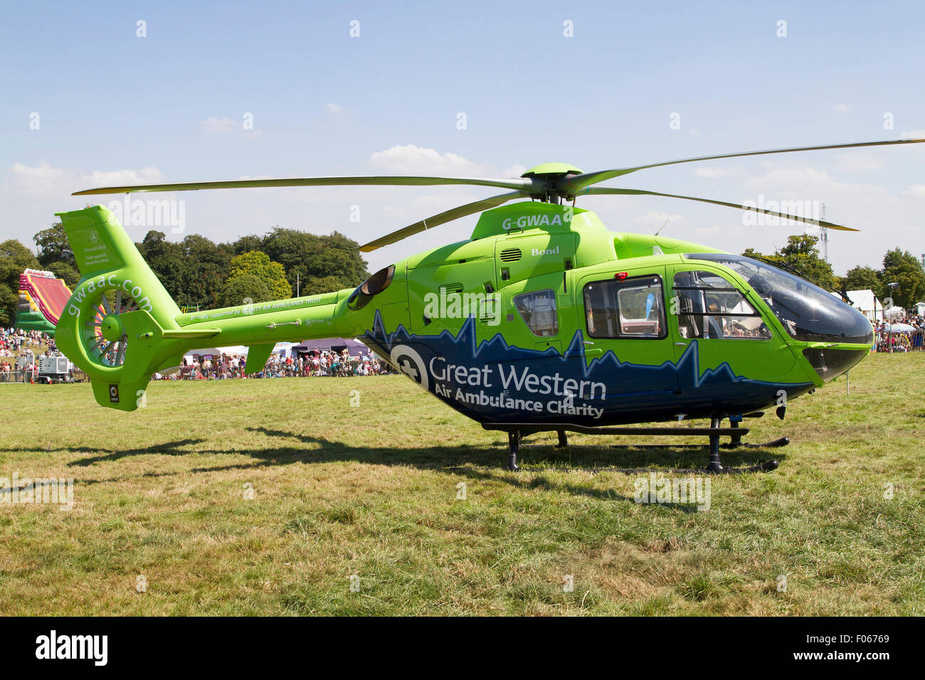 Ec135 helicopter at night hi-res stock photography and images - Alamy