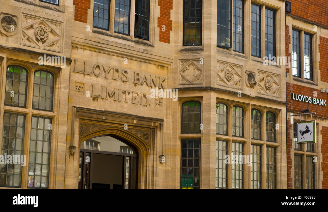 old lloyds bank branch Stock Photo - Alamy
