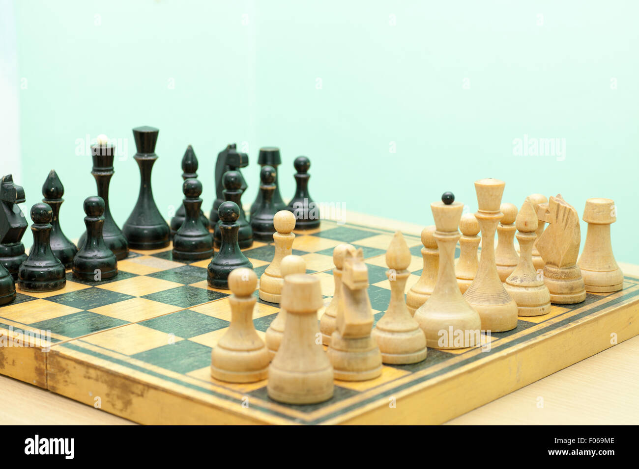 Checkmate chess board hi-res stock photography and images - Alamy