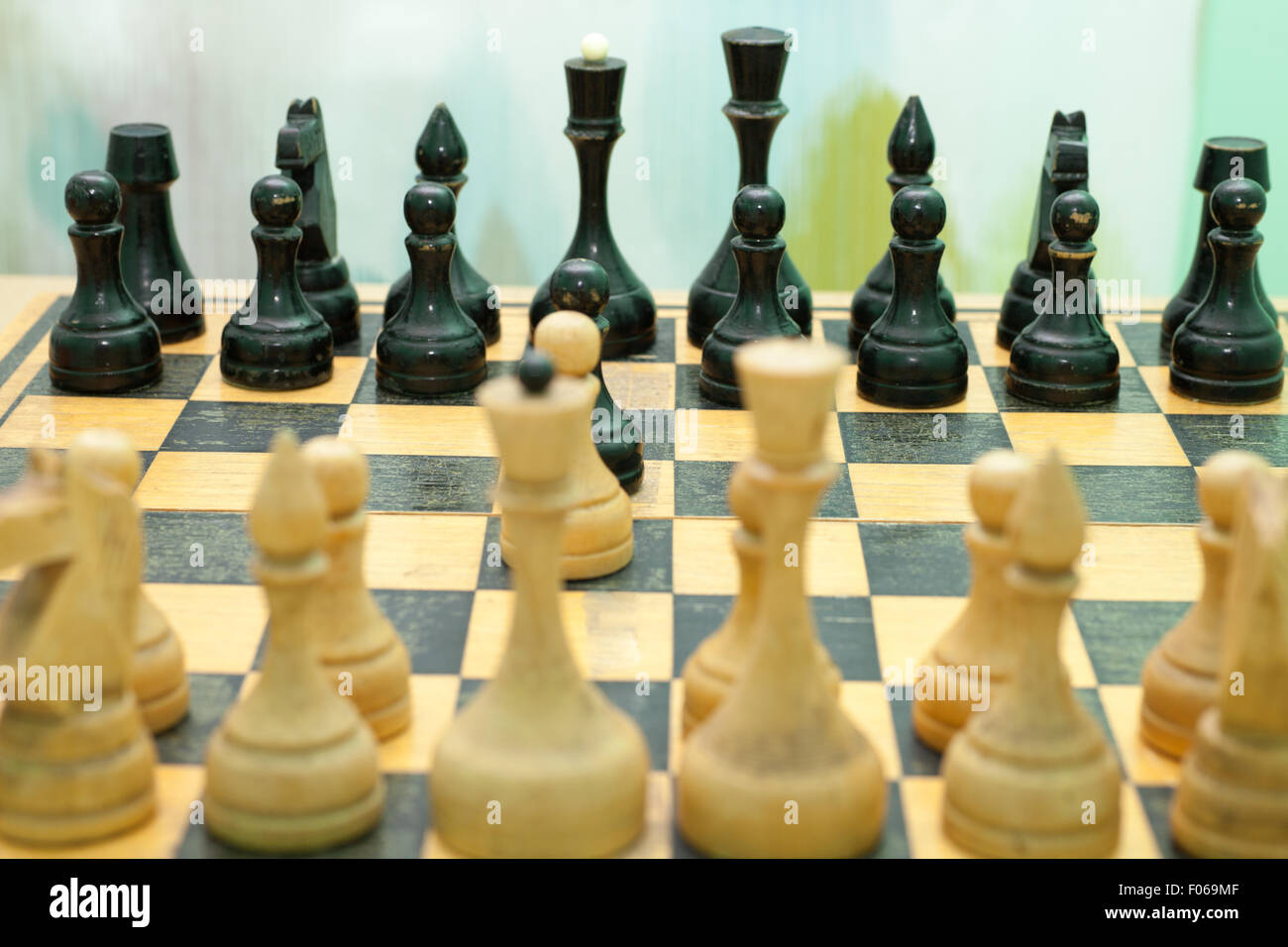 Checkmate chess board hi-res stock photography and images - Alamy