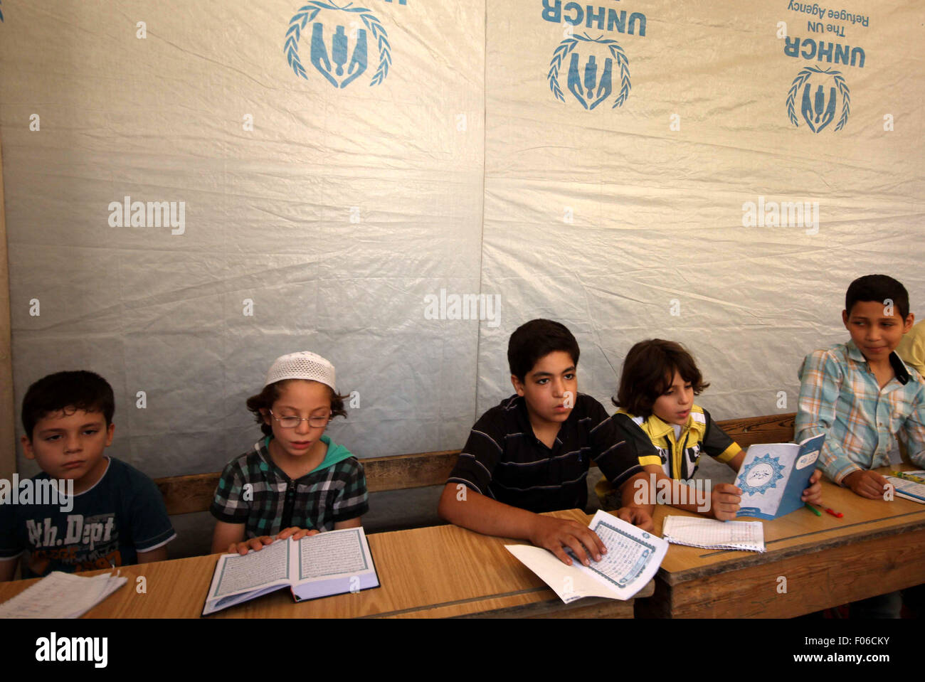Syrian child classroom hi-res stock photography and images - Alamy