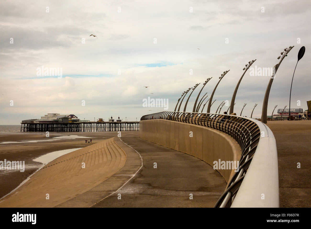 Blackpool beach promenade steps hi-res stock photography and images - Alamy
