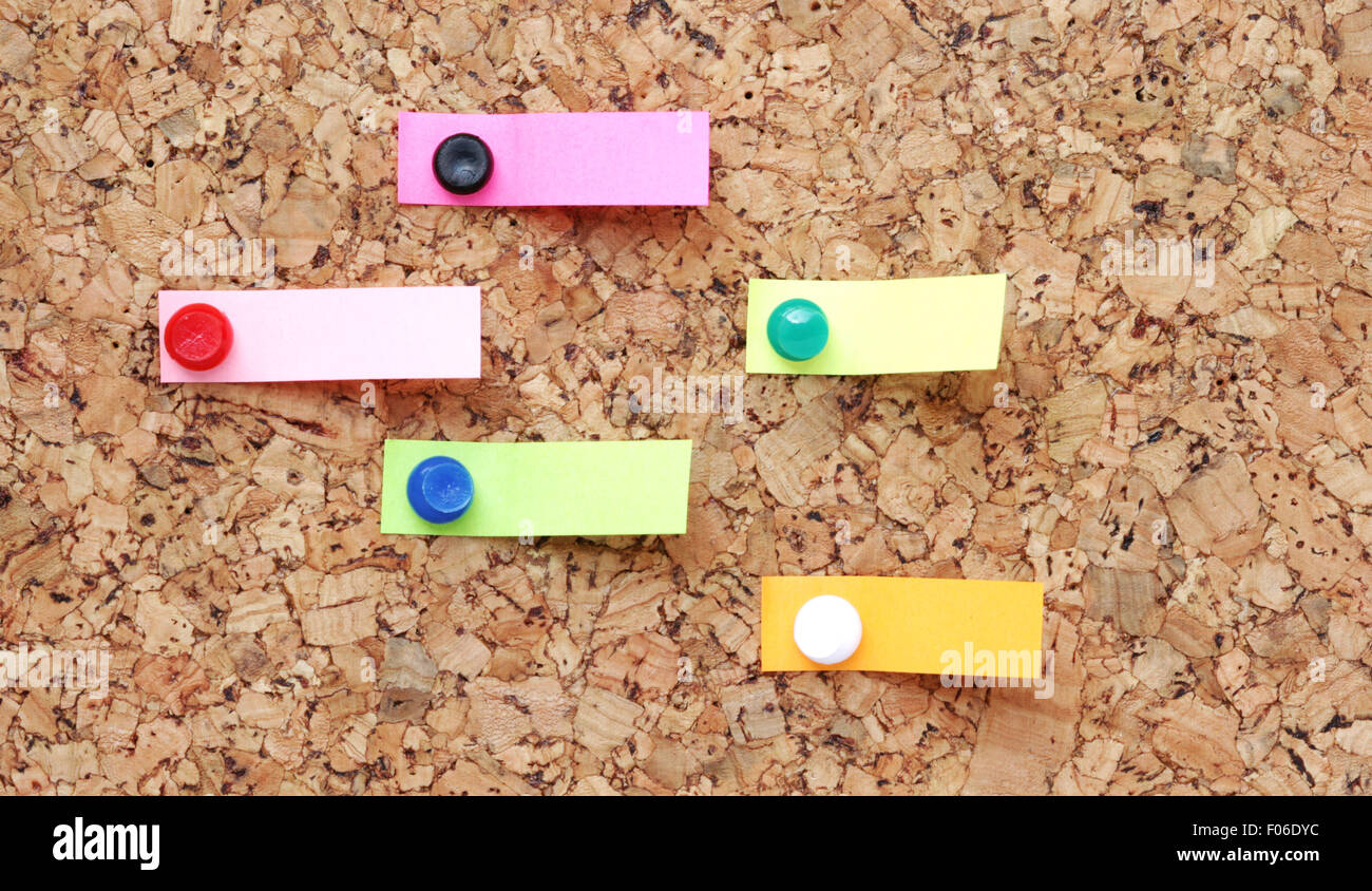 Pushpins bulletin board brown hi-res stock photography and images - Alamy