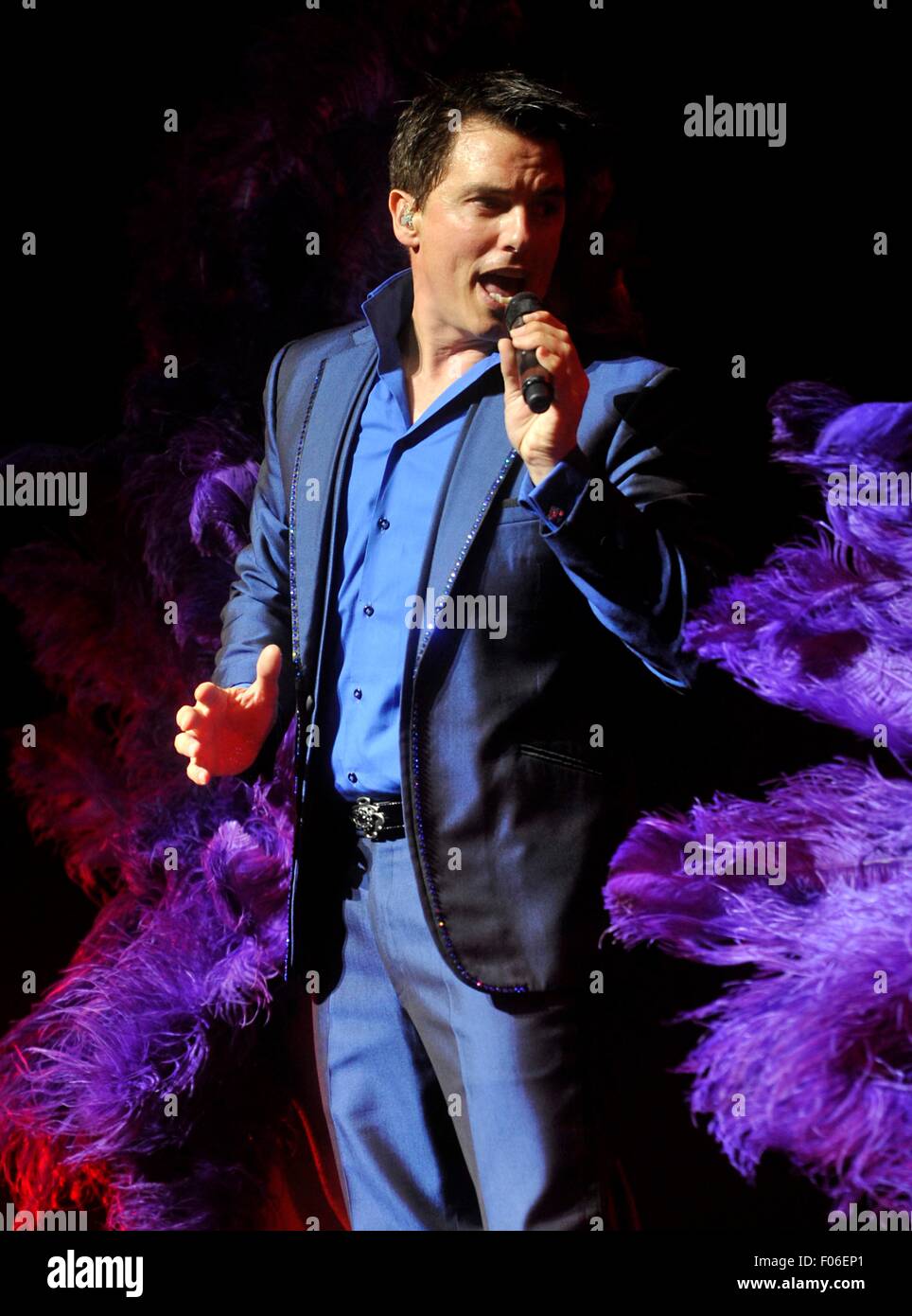 John Barrowman Photo Op JOHN BARROWMAN ANNOUNCED FOR UK TOUR OF