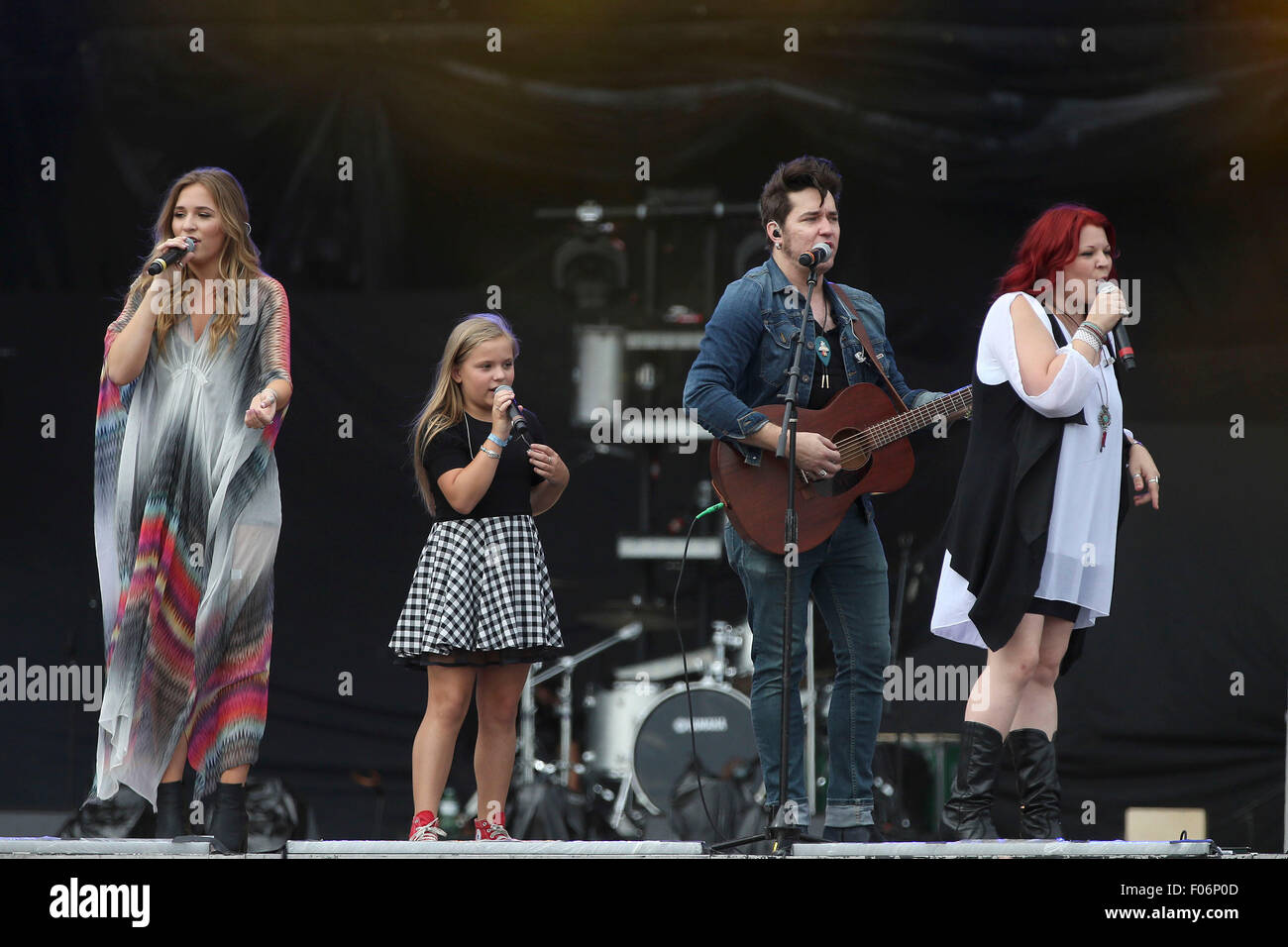 Stellas brad stella marylynne stella hi-res stock photography and ...