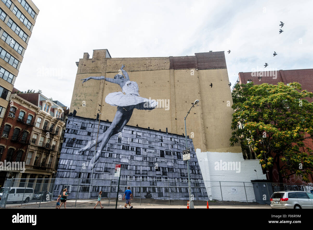 Jr artist new york hi-res stock photography and images - Alamy